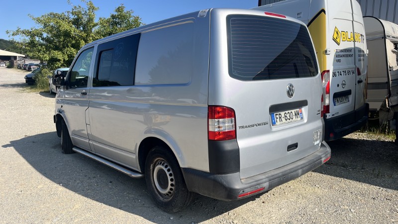 VOLKSWAGEN TRANSPORTER 5 - Jaqu'Auto